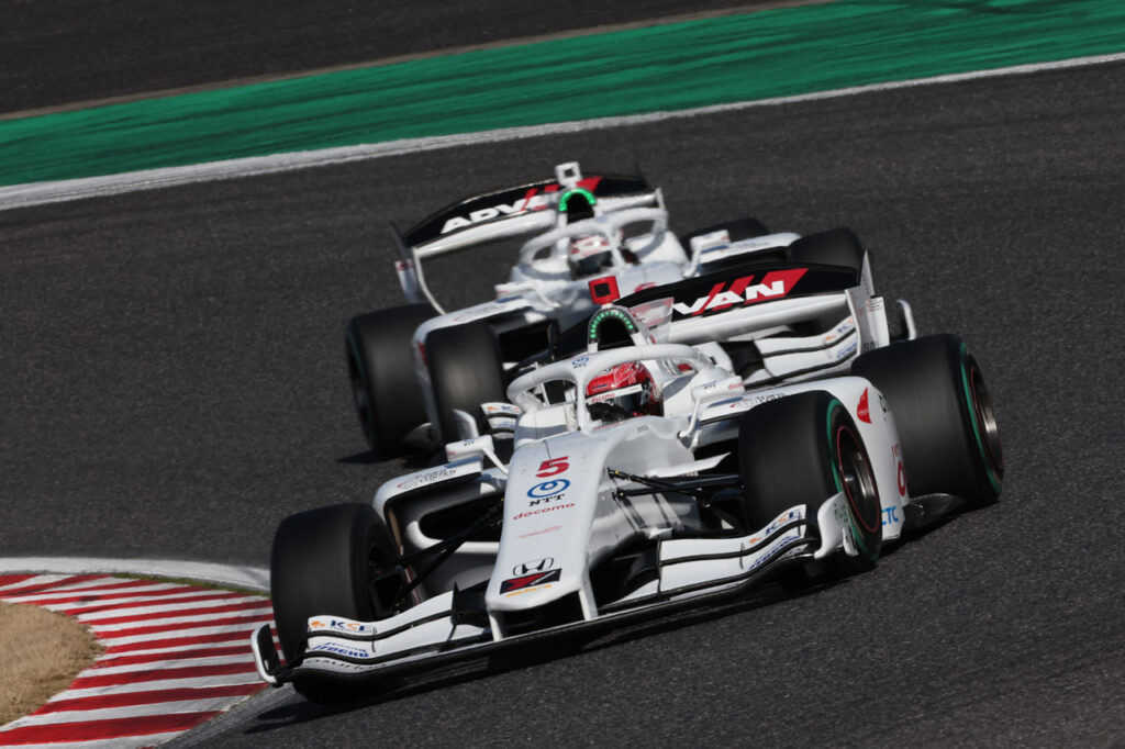 DOCOMO TEAM DANDELION RACING