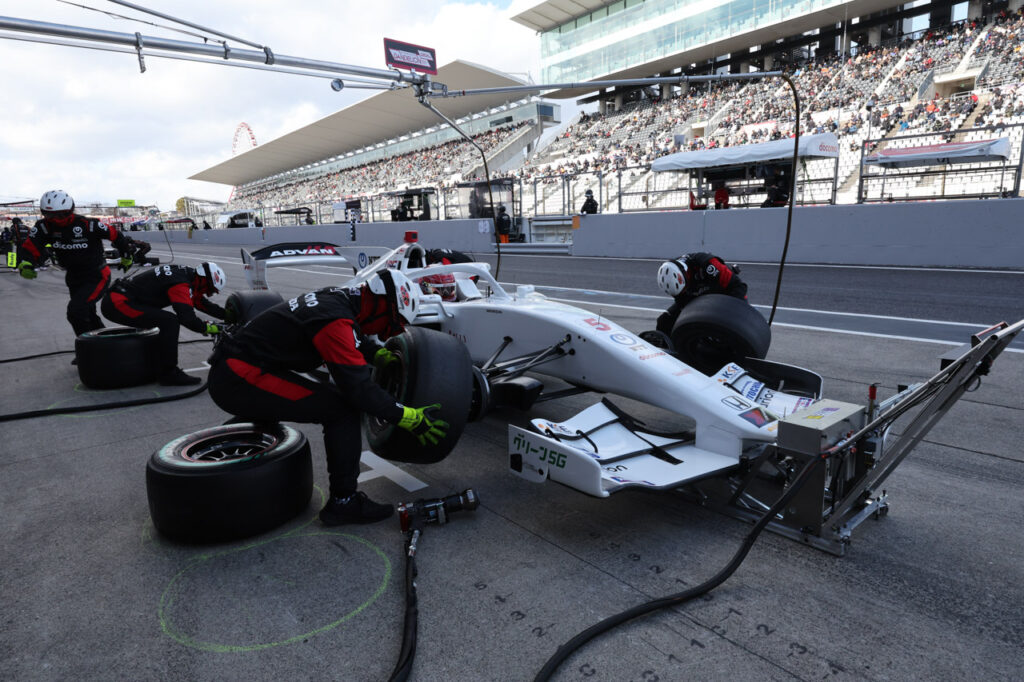 DOCOMO TEAM DANDELION RACING